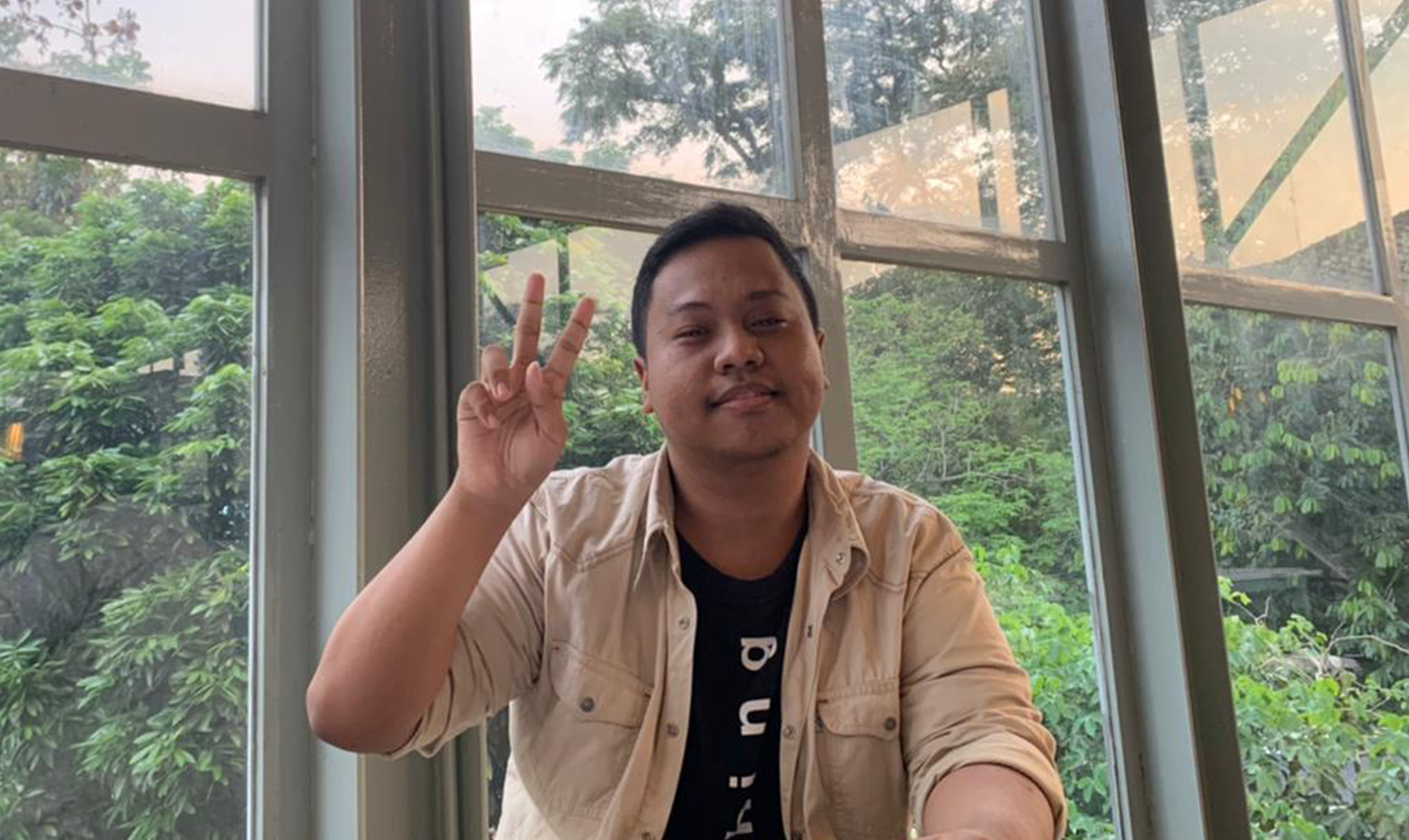 Tim Pengurus - Beasiswa Luar Biasa